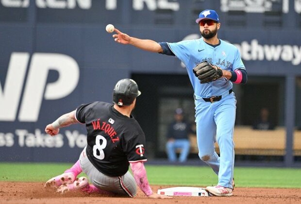 Bailey Ober racks up 10 K's as Twins down Blue Jays