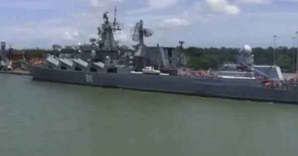 Russian warships make strategic port call in India