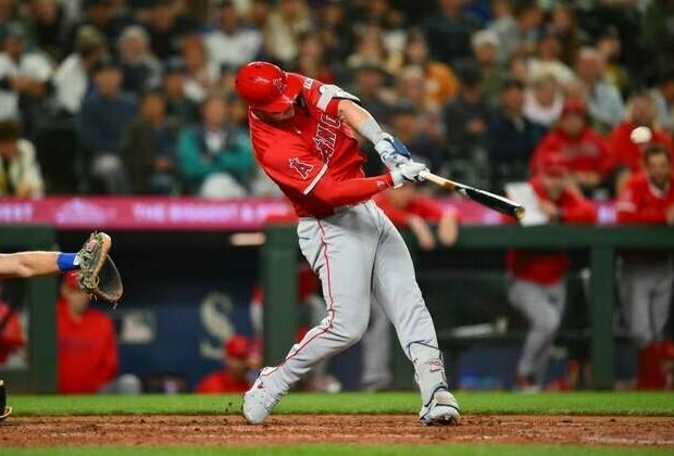 Harry Ford's sacrifice fly lifts Mariners past Angels in 12th