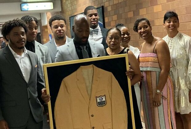 Hall of Fame Emotion For Riley Family In Freeze Frame Moment