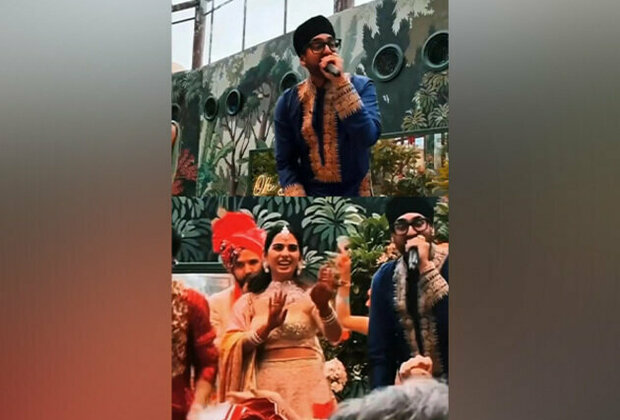 Bollywood's First Sardar Singer Manj Musik Shines at Ambani Wedding's ...