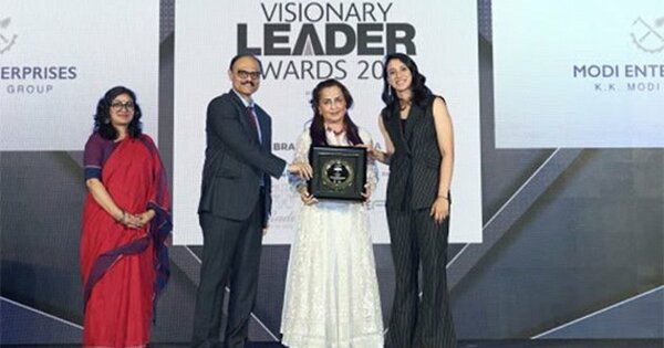 Bina Modi Honoured with "Most Inspiring Woman In Business" Award at the ...