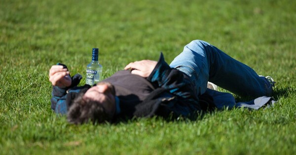 Regulations to tackle alcohol misuse in Wales passed