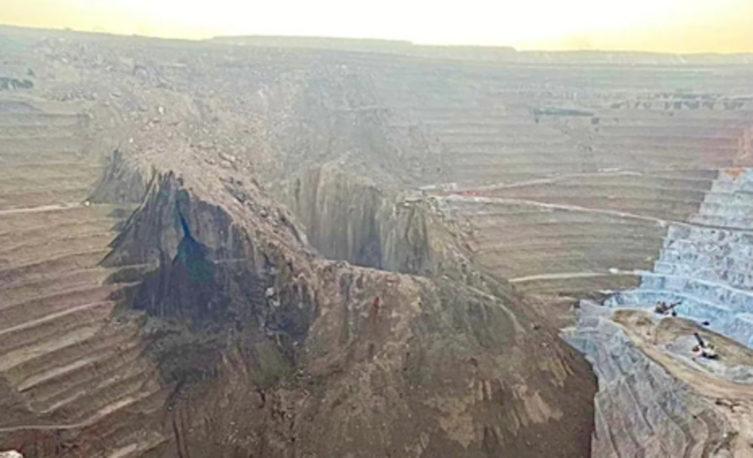 Codelco mine hit by landslide