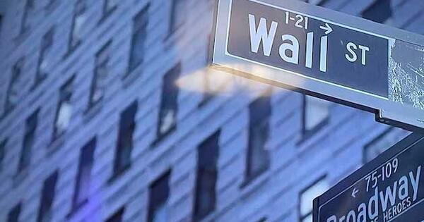 U.S. stocks finish higher, Dow Jones up for 7th day in row