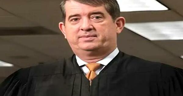 US bankruptcy judge in Texas resigns amid ethics probe