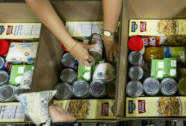 US food poverty doubles in 4 years Axios