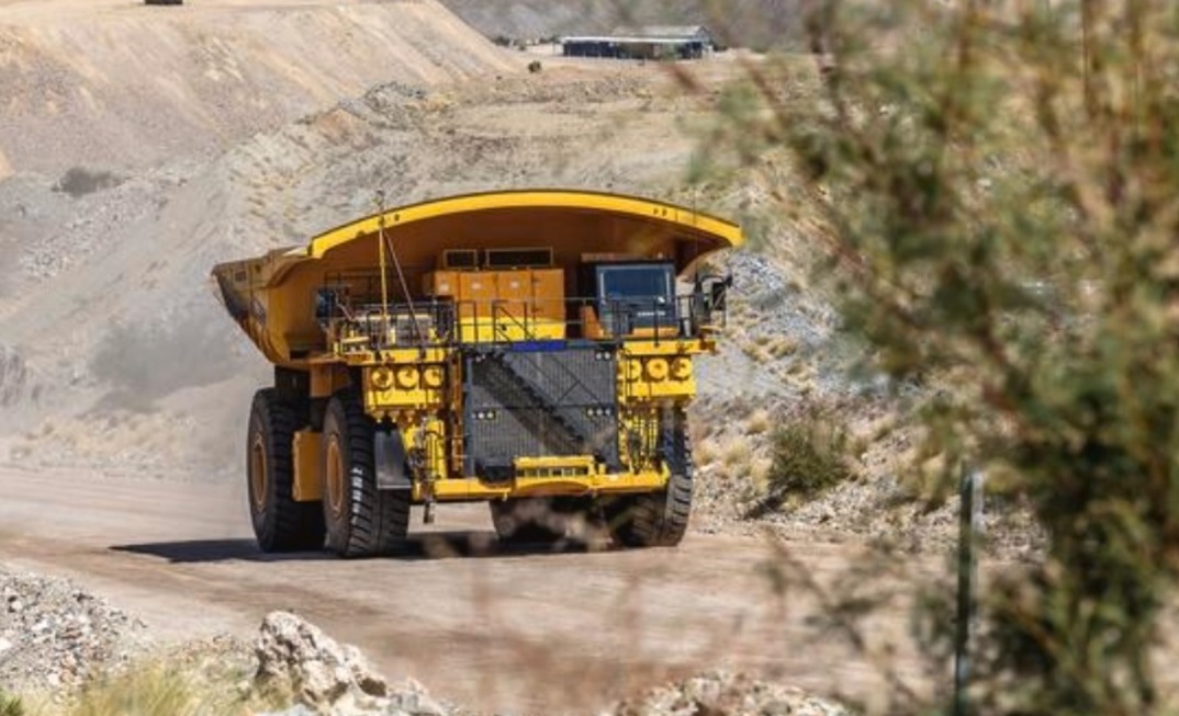Rajant can be used with Komatsu FrontRunner