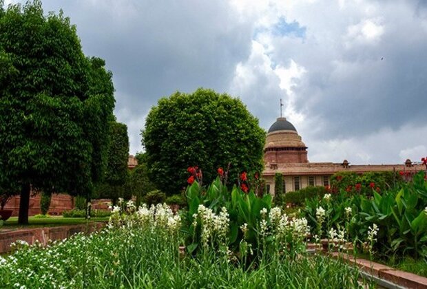 Teachers Day 2024: Amrit Udyan to exclusively open for teachers tomorrow