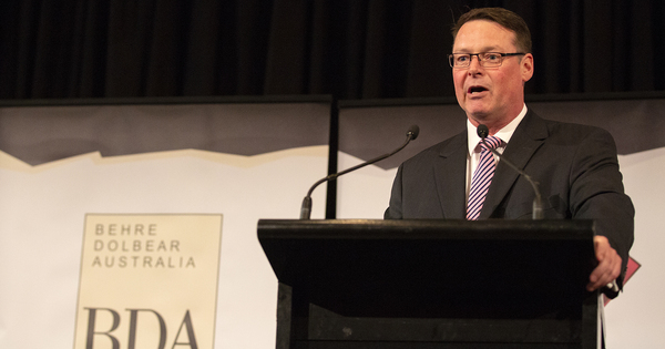 Stavely chief sells shares