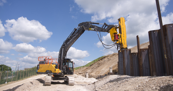BSP piling hammer delivers elite solution for DART project
