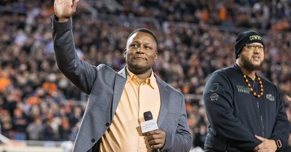 Nicholas Sanders, son of Barry Sanders, walks on at Michigan State