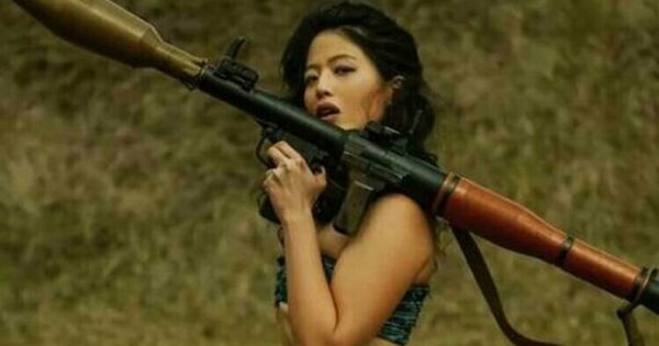 US influencer becomes 'emotional support stripper' in Ukraine