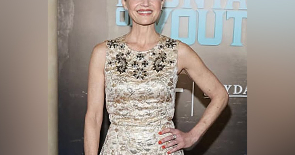 Carla Gugino joins Brad Pitt in 'Cliff Booth' film