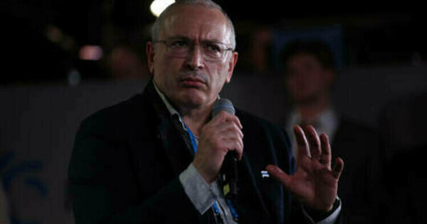 Disgraced Russian ex-oligarch wanted over coup plot - FSB