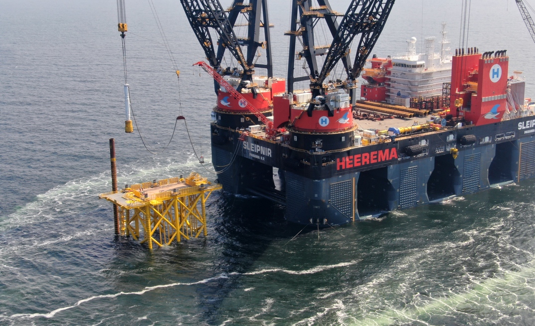 Sleipnir installs jacket for the Hollandse Kust Zuid wind farm