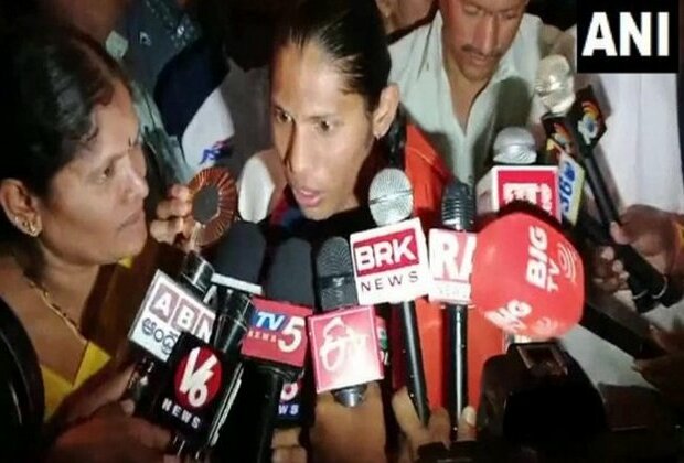 Paralympic bronze medalist Deepthi Jeevanji receives warm welcome in ...