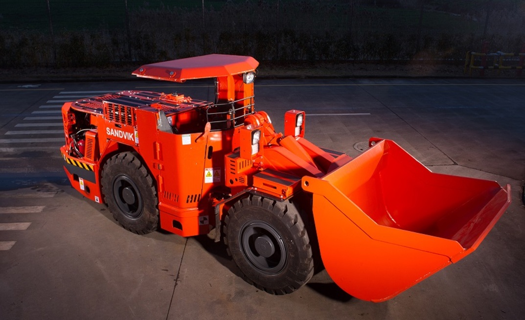 Sandvik presents LH202 loader