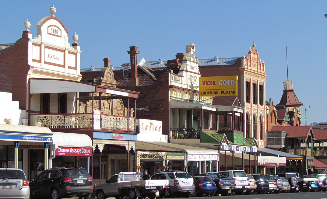 Kalgoorlie council draws line in the sand as FIFO fight heats up