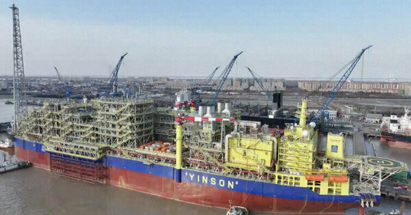 China constructs world's first offshore floating production, storage ...