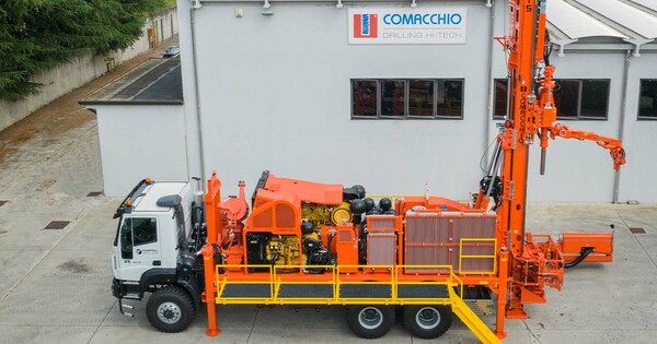 Two brand-new Comacchio CXT 15 rigs to join operations in Guinea