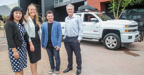 FMG turns to robot cars
