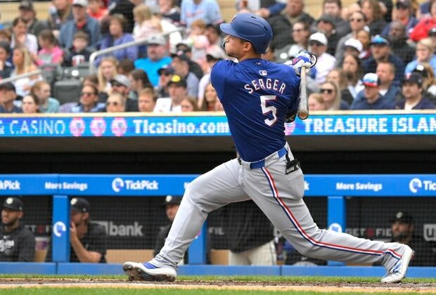 Corey Seager, Rangers look for another win vs. Diamondbacks