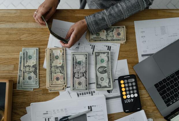 Dollar slides as threat to Fed independence rattles markets