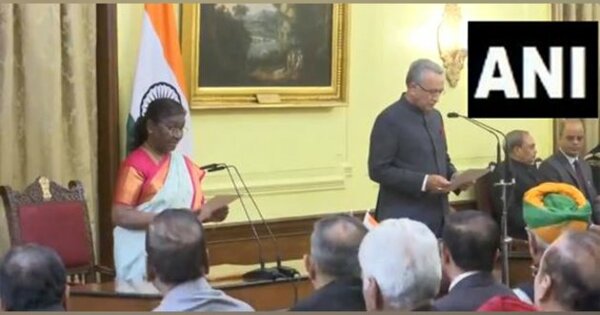 Former SC judge Ajay Manikrao Khanwilkar administered oath as Lokpal ...