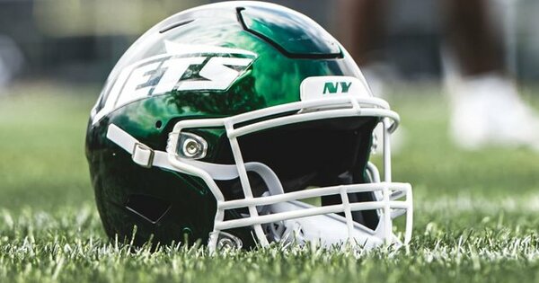 Jets Sign 17 Players to Practice Squad