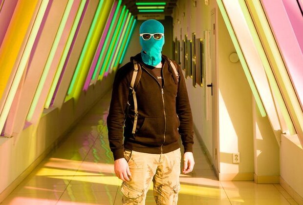 Russian Batman in green mask saves the country from trash