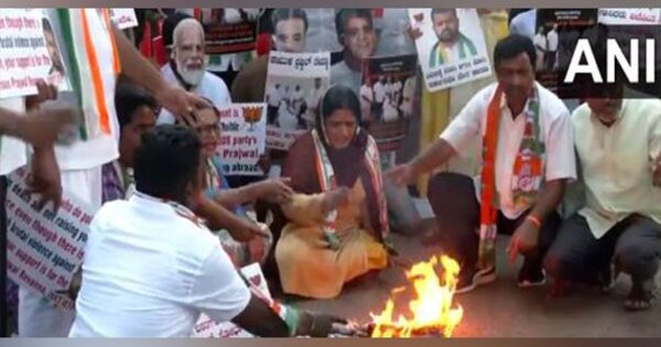 'Obscene video' case: Congress workers holds protest against JD(S) MP ...