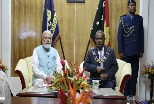 PM Modi, Papua New Guinea Governor-General Bob Dadae hold talks at ...