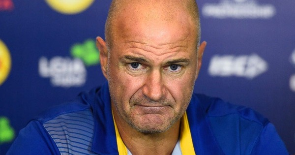 Brad Arthur to chase NRL return as future remains in balance News