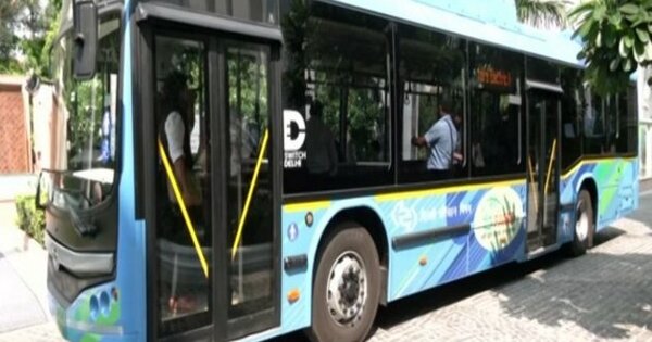 India, US collaborate to launch 10,000 e-buses on India's streets