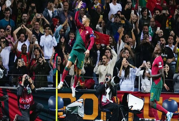 Zay Flowers recreates Cristiano Ronaldo's 'Siu' in NFL with special touch