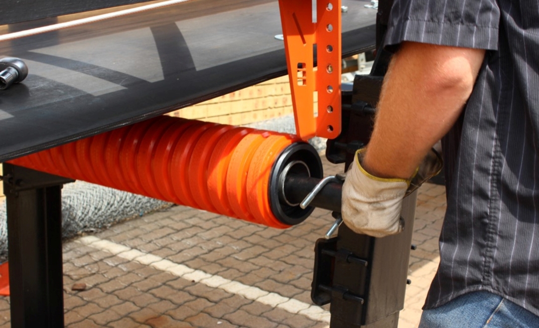 New belt tracker from Martin