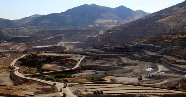 Establishing a foothold