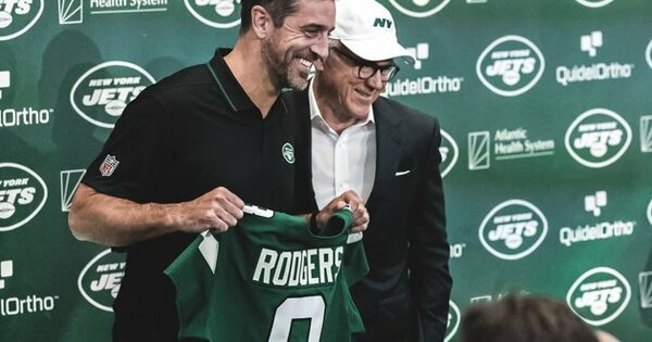 Number, Please: Aaron Rodgers Says He'll Wear Jersey No. 8 as a Jet