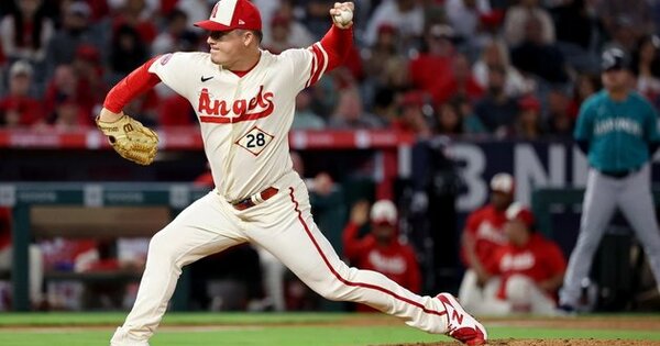 Team USA: Aaron Loup replaces Brooks Raley (hamstring)