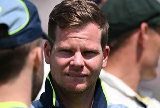 Steve Smith defends Australia's batting coach after Healy's performance ...