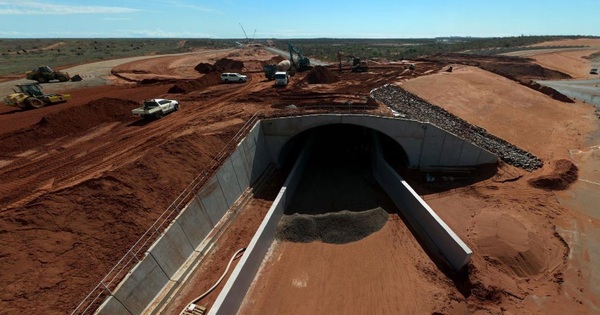 MinRes pockets $1.3B in Onslow asset sale