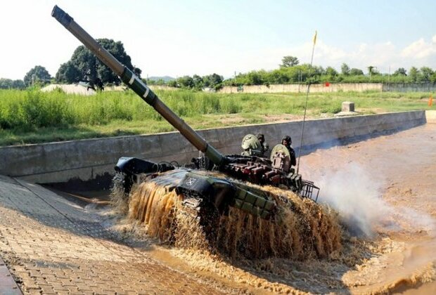 Maiden test-firing of India's first indigenously-made 1500 HP engine ...