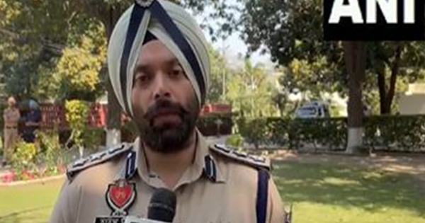 Four Patiala police officers suspended, SIT formed over assault on ...