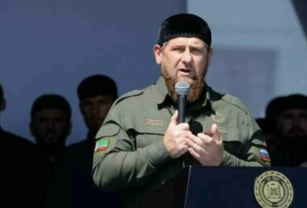 WATCH Chechen leader inspect 'jihad-wagens'