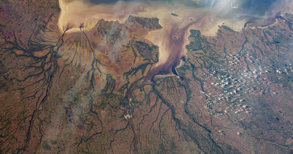 Centerra acquires 9.9% in Azimut Exploration