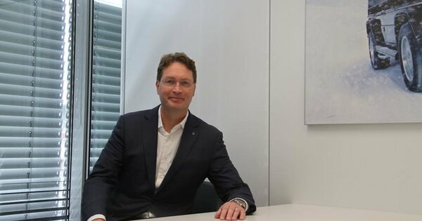 Interview: Mercedes-Benz's success in China key to its global growth ...