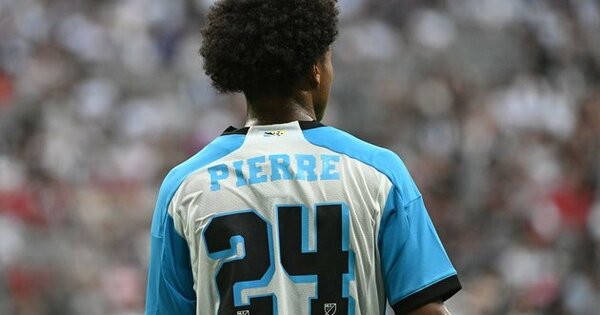 Sporting KC transfer D Kayden Pierre to KRC Genk