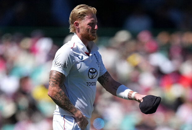 Ashes: England captain Ben Stokes suffers groin injury on Day 4 of ...