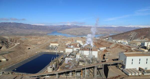 Rescuers searching for miners missing after gold mine accident in Turkey